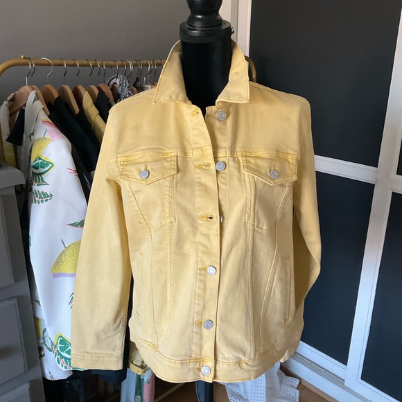 GAP | Jackets & Coats | Gap Denim Jacket | Poshmark